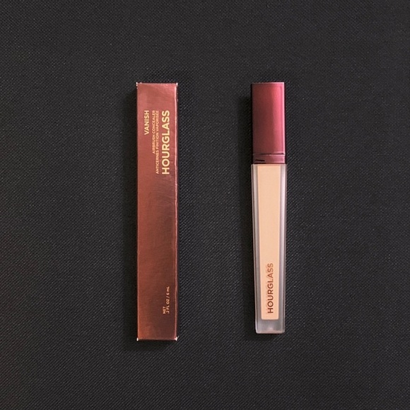 Hourglass | Makeup | Hourglass Fawn Vanish Airbrush Blurring ...